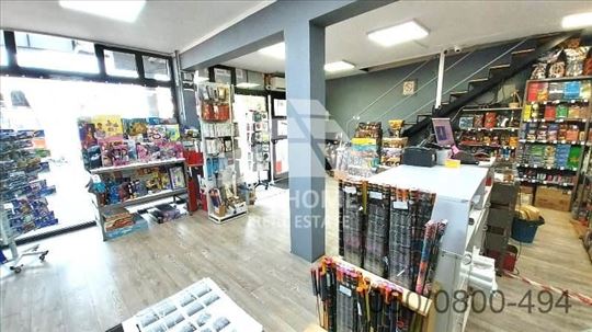 Lokal 64m2+galerija 20m2 okretnica-Ustanička, Bul