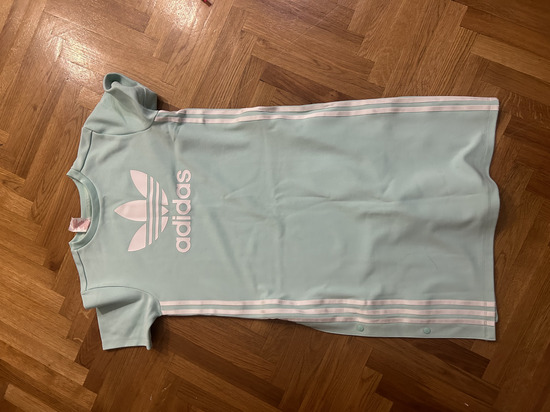 Adidas haljinica