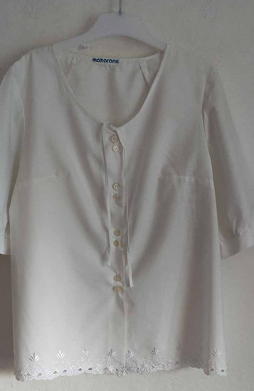 Vintage bluza sa belim vezom vel.M/L