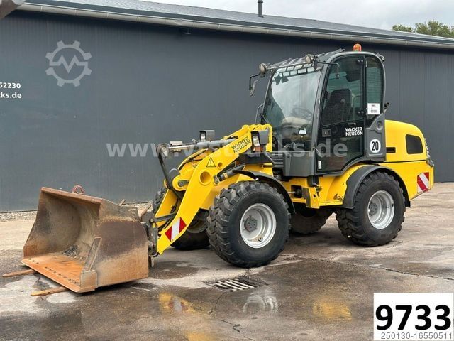 Utovarivač točkova
WACKER Neuson Radlader WL 50 4x4 Schaufel + Gabel