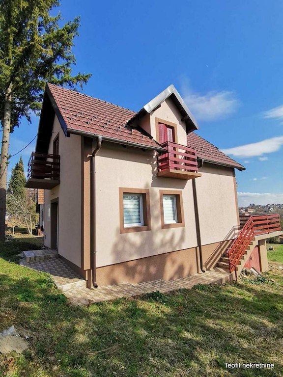 LAZAREVAC VRBOVNO 199m2 , (4T) , 89000e