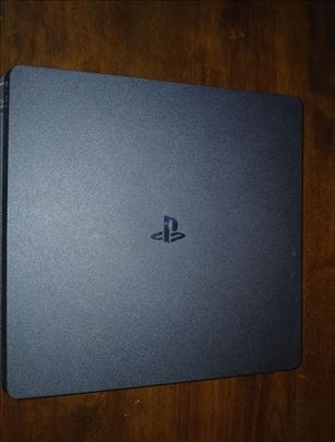 PlayStation 4 SLIM