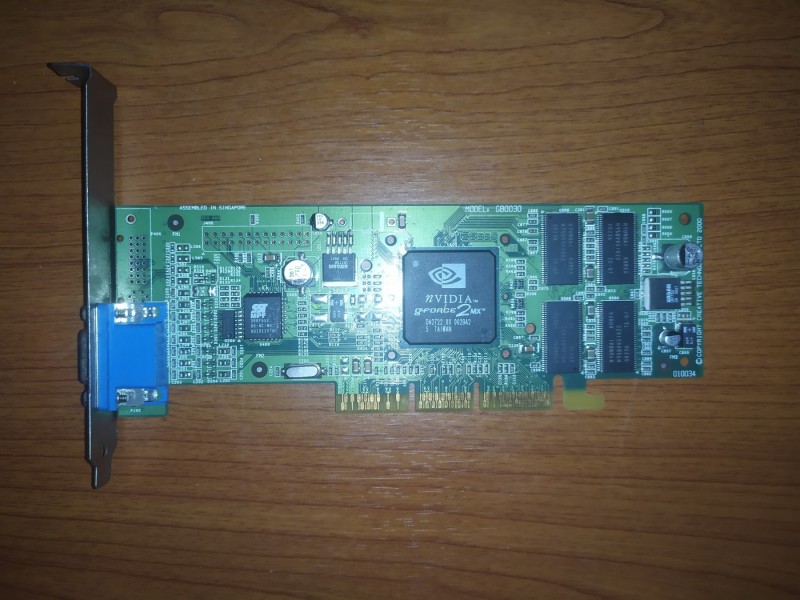 Creative Labs GB0030 GeForce2 MX 32MB AGP