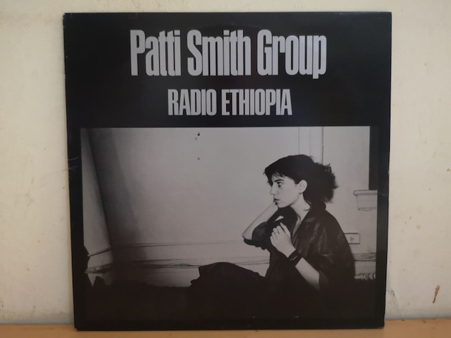 Patti Smith :Radio Ethiopia