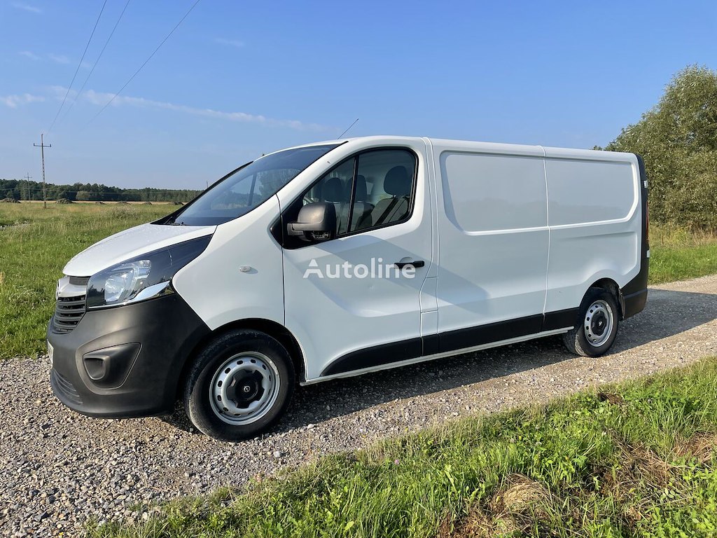 Opel Vivaro minibus furgon