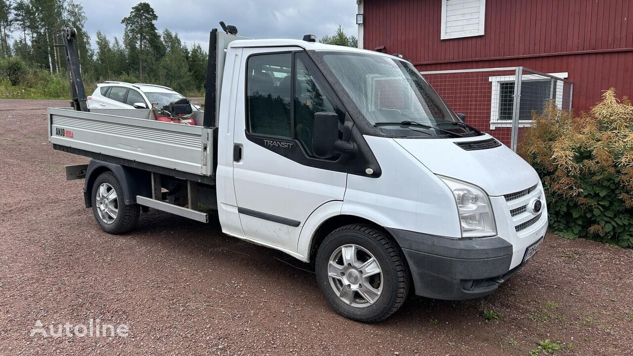 Ford Transit 300S Avolava + nosturi kamion s ravnom platformom < 3.5t