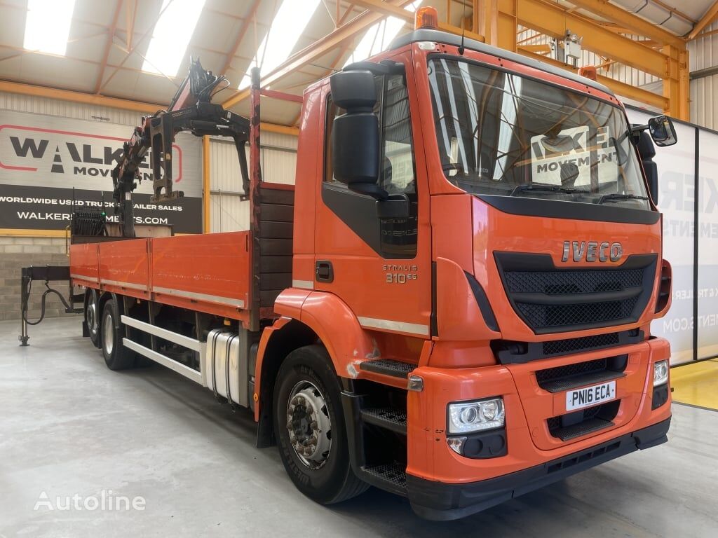 IVECO STRALIS 26 TONNE *EURO 6*, 6X2 BRICK GRAB – 2016 – PN16 ECA kamion s ravnom platformom