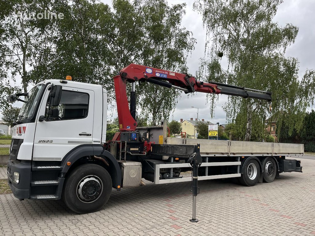 Mercedes-Benz Axor 2629 HMF 2130/ Crane with remote control kamion s ravnom platformom