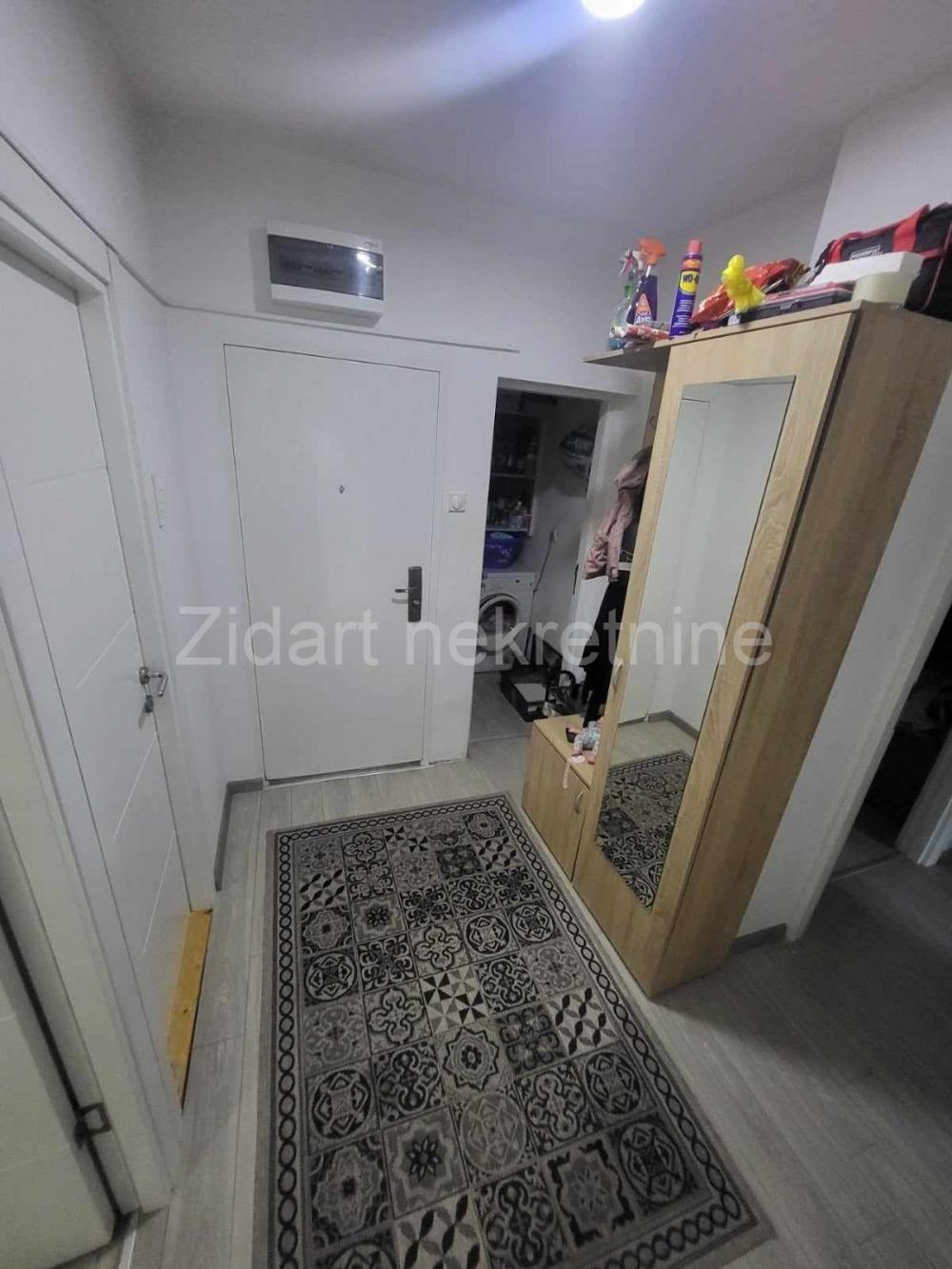 Martina Lutera Kinga, Dvosoban stan na prodaju, 49m2, 87.000€