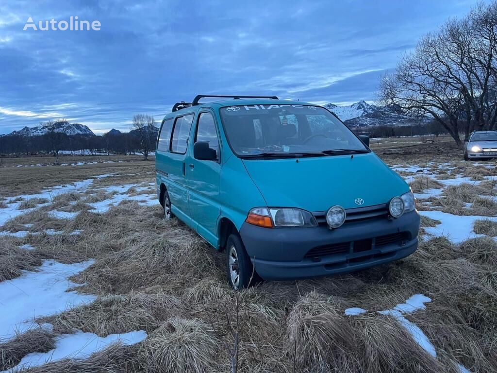 Prodaje se Toyota Hiace 4WD putnički minibus na aukciji