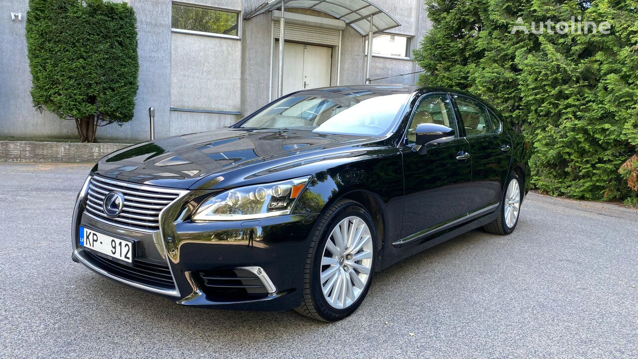 Lexus LS600hL President sedan