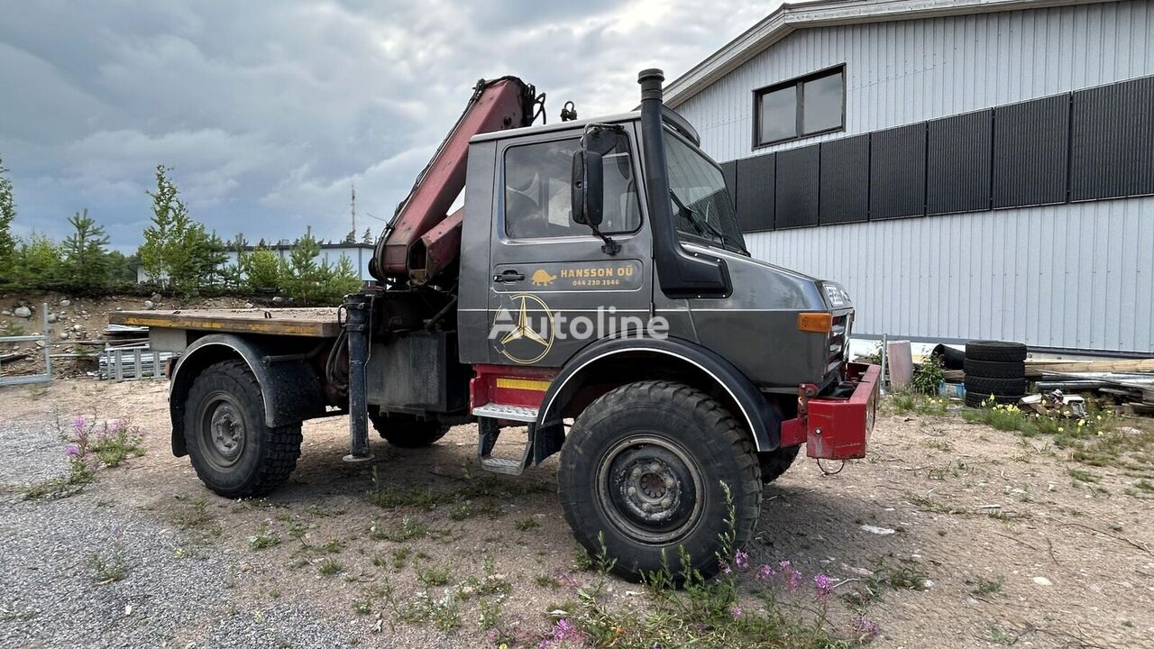 Mercedes-Benz Unimog 4×4 Hiab 077 kamion platforma