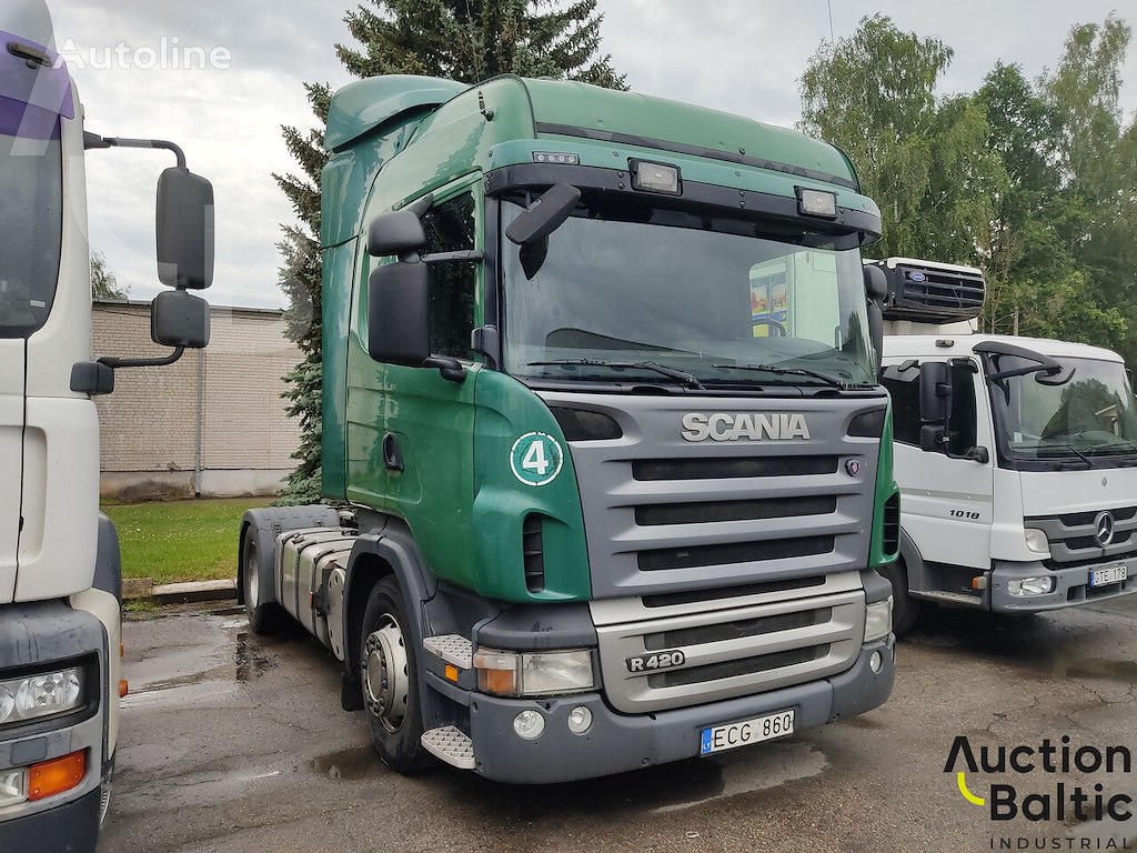 Prodaje se Scania R 420 tegljač na aukciji