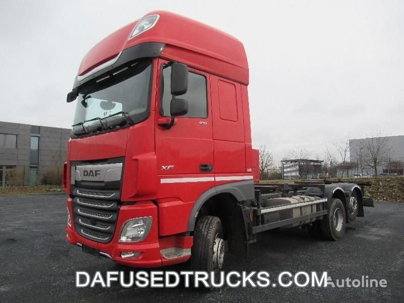 DAF FAR XF480 vozilo za prevoz kontejnera