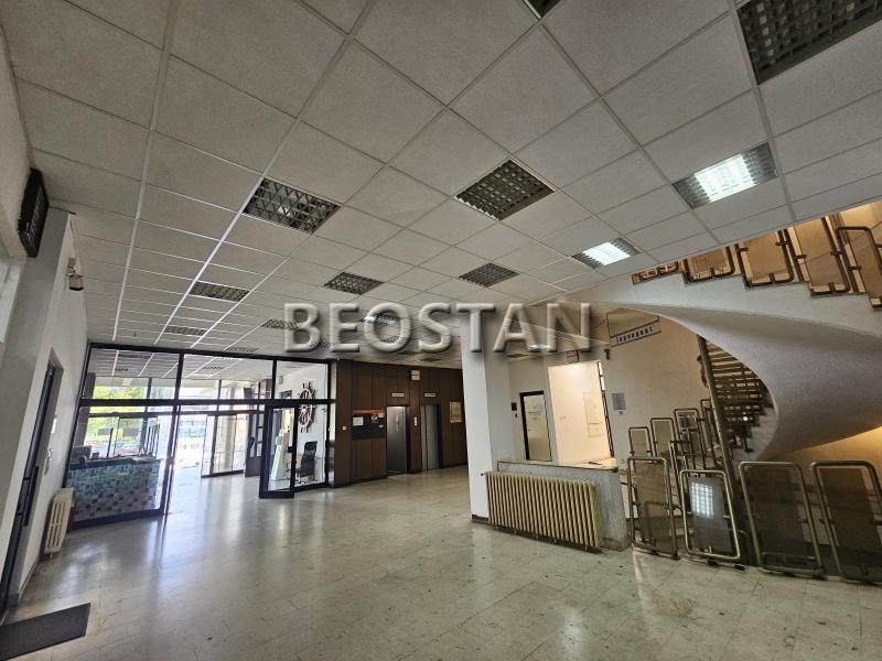 Lokal - Opstina #58371 900 €