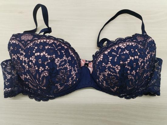 Hunkemoller brushalter, 75A, KAO NOV