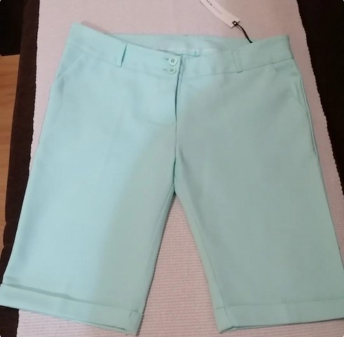 Bermude NOVE