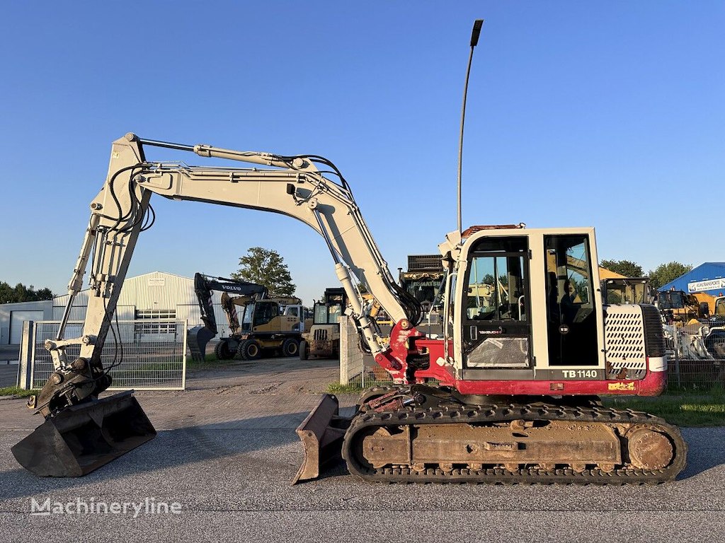 Takeuchi mini bager