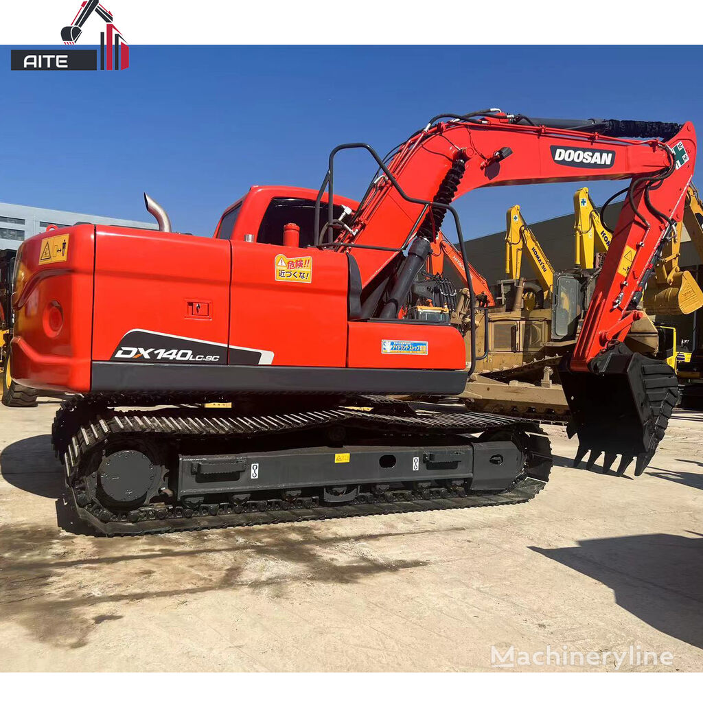 Doosan DX140 bager guseničar