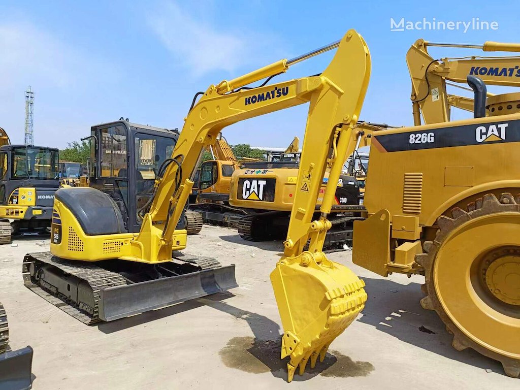 Komatsu PC55 bager guseničar