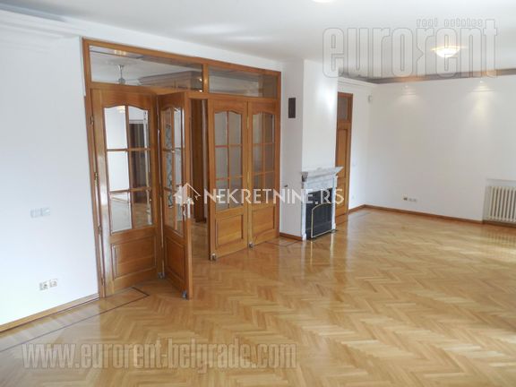 #16843, Izdavanje, Kuća, SENJAK, 7500 EUR