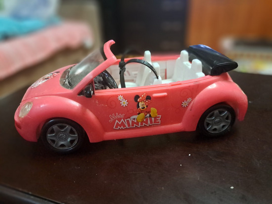 Auto za Barbi