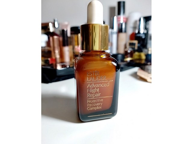 ESTEE LAUDER Advanced Night Repair serum