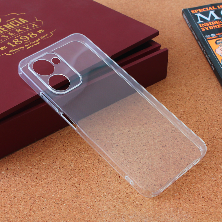 Zastitna silikonska maska (futrola) Ultra Thin - Realme C33 Transparent