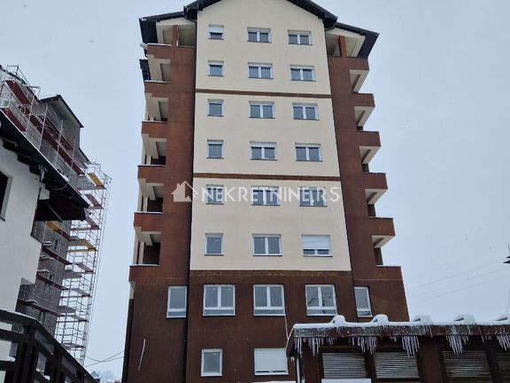 Prodajem apartman na Zlatiboru