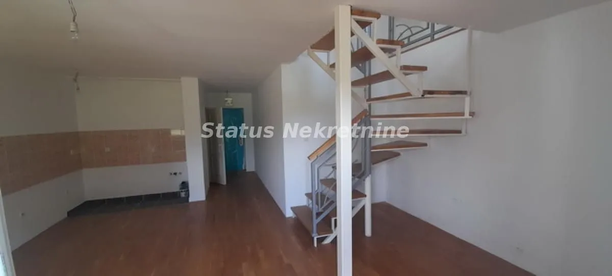 Izdavanje, poslovni prostor, 128m2, Novo naselje, Novi Sad