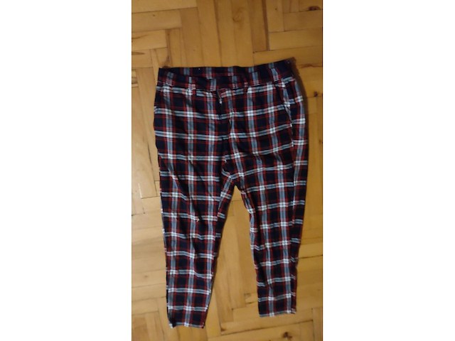 PANTALONE ZARA KARIRANE