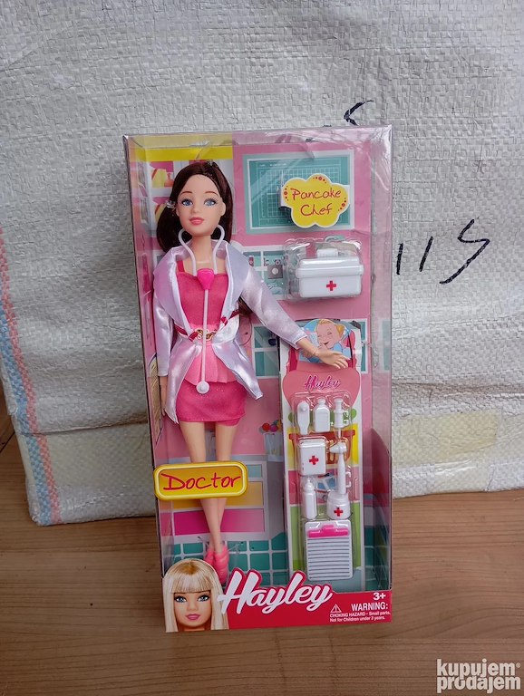 Barbie Clover doktorka