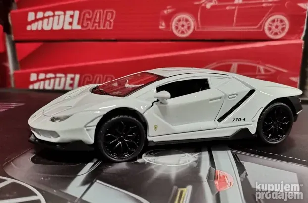 Beli Lamborghini Centenario DieCast 1 /32