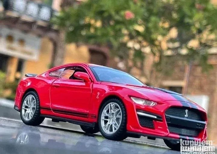 Ford mustang Shelby 1:32 crveni metalni auto