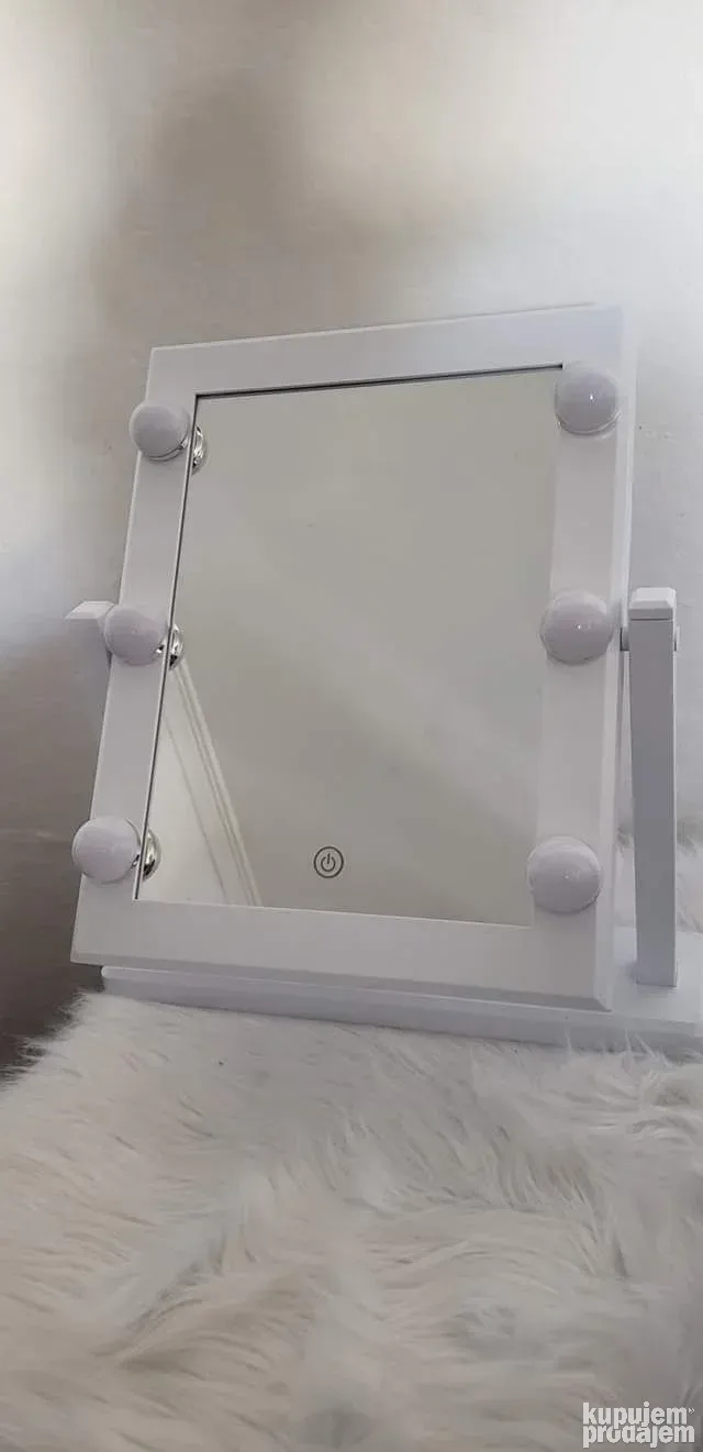 Ogledalo sa 6 sijalica