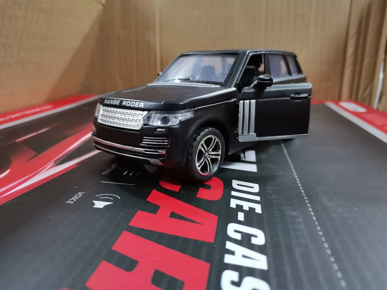 Range Rover Metalni Crni