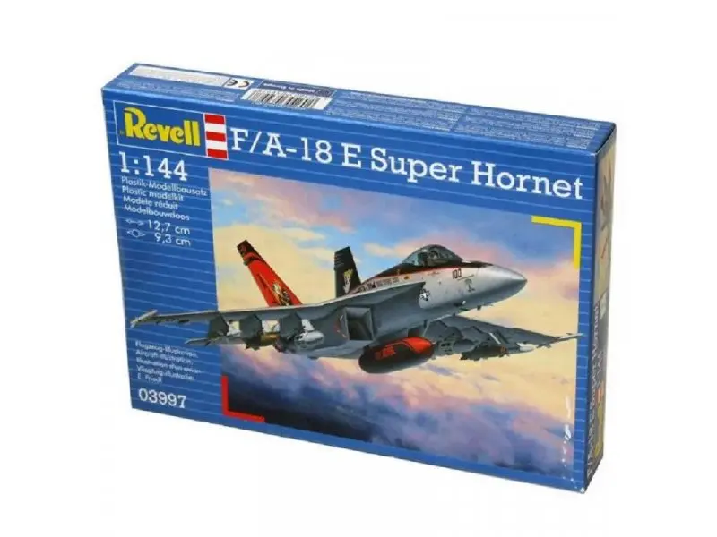 REVELL Maketa F/A-18E SUPER HORNET 025