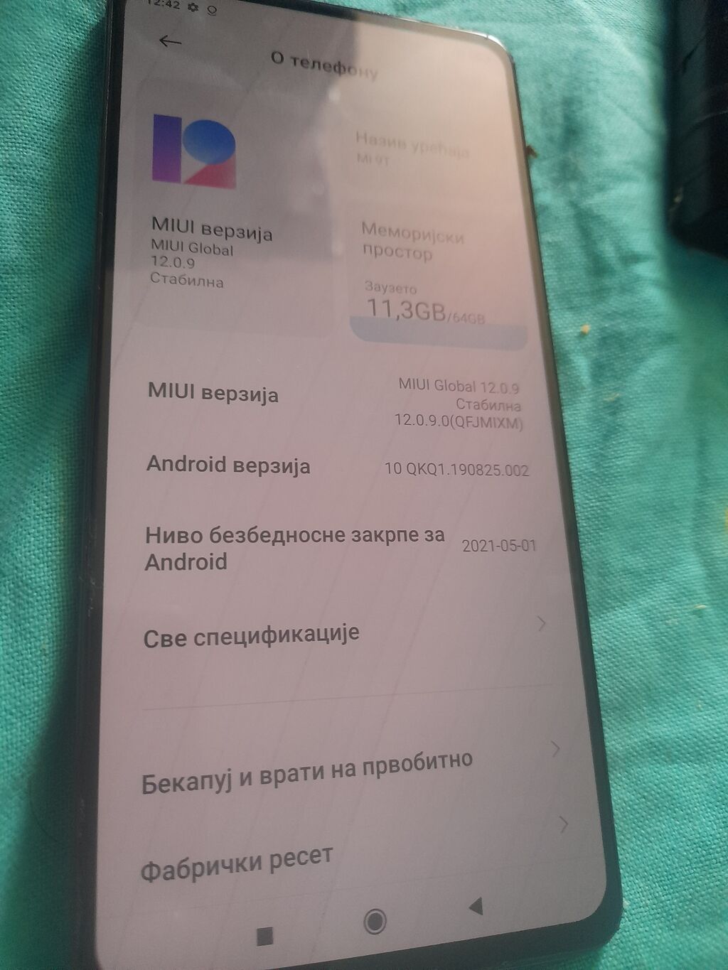 Xiaomi Mi 9T Pro, 512 GB, bоја - Crna, Bežični punjač