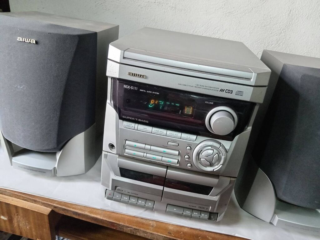 Na prodaju muzički stub Aiwa NSX-5111 u odlicnom stanju. Moguće