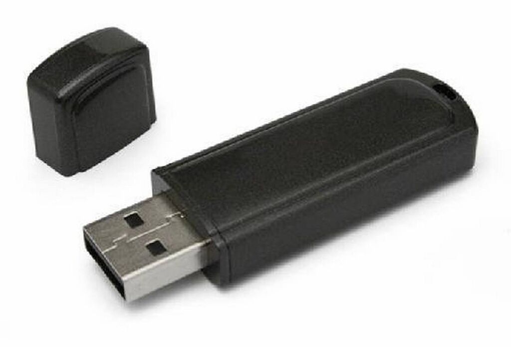 NOVE USB memorije - 16GB / 32GB / 64GB / 128GB MEMORIJE SU NOVE