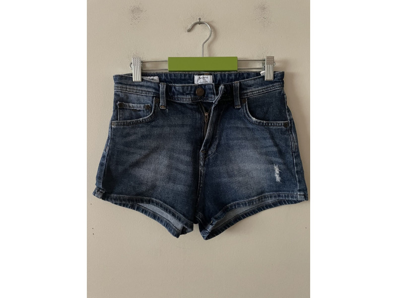 PEPE JEANS sorts