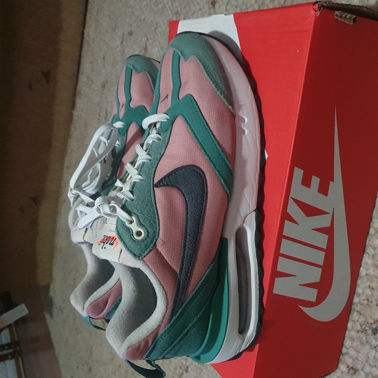 Nike dawn 39