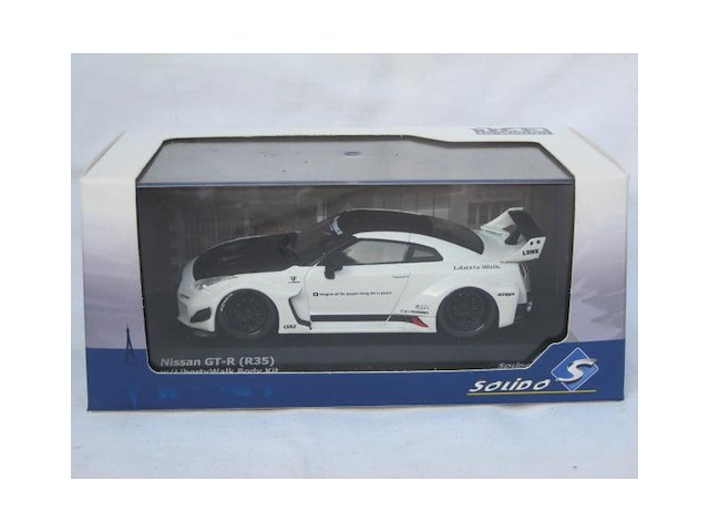 1:43 solido nissan GT-R LBWK