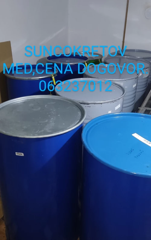 Prodajem suncokretov med