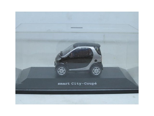 1:43 herpa smart fortwo coupe