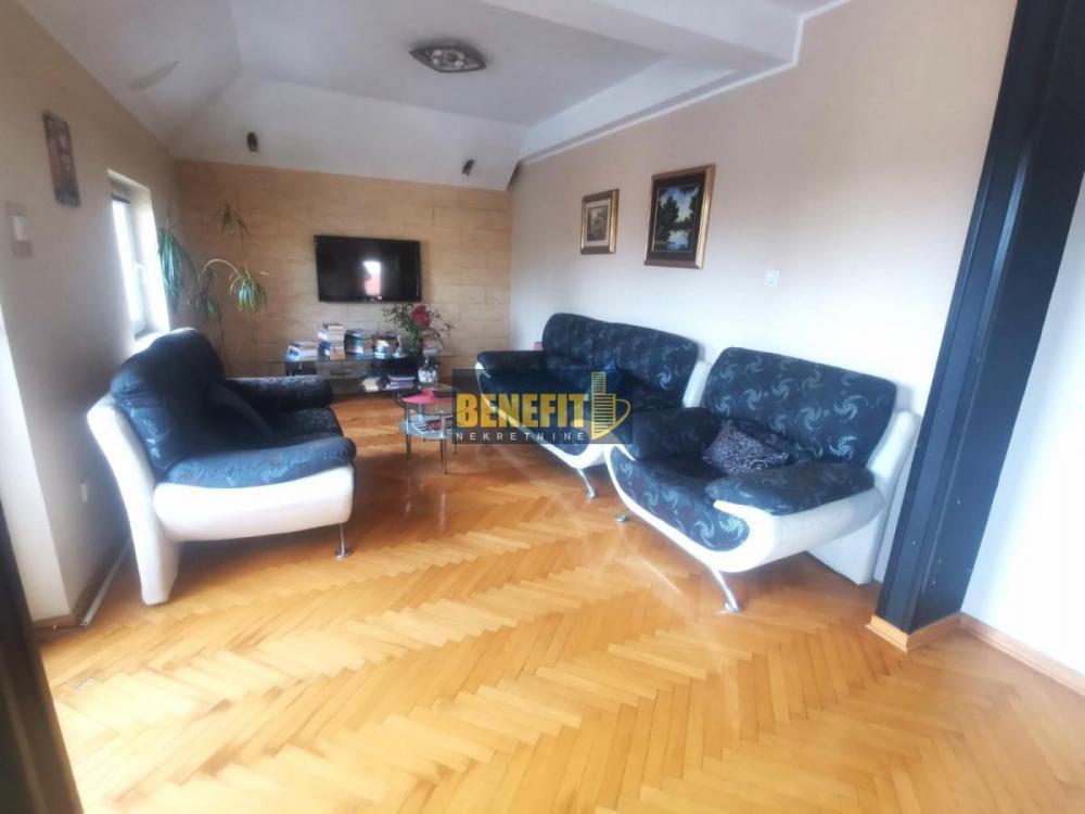 Četvorosoban stan na prodaju, 104m2, 170.000€