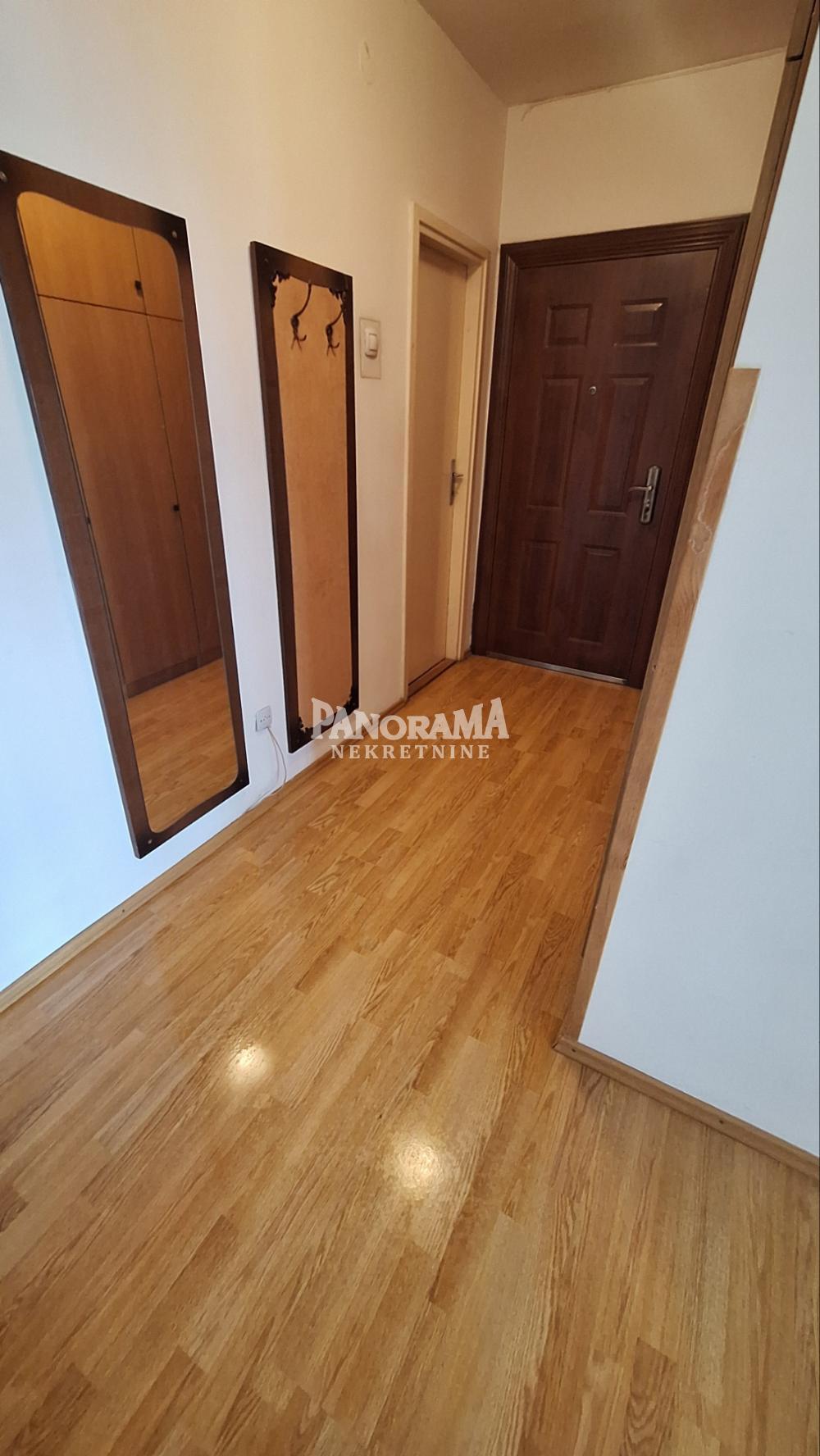 Jurija Gagarina, Dvosoban stan za izdavanje, 67m2, 650€