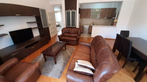 Novopazarska, Četvorosoban stan za izdavanje, 105m2, 1.400€