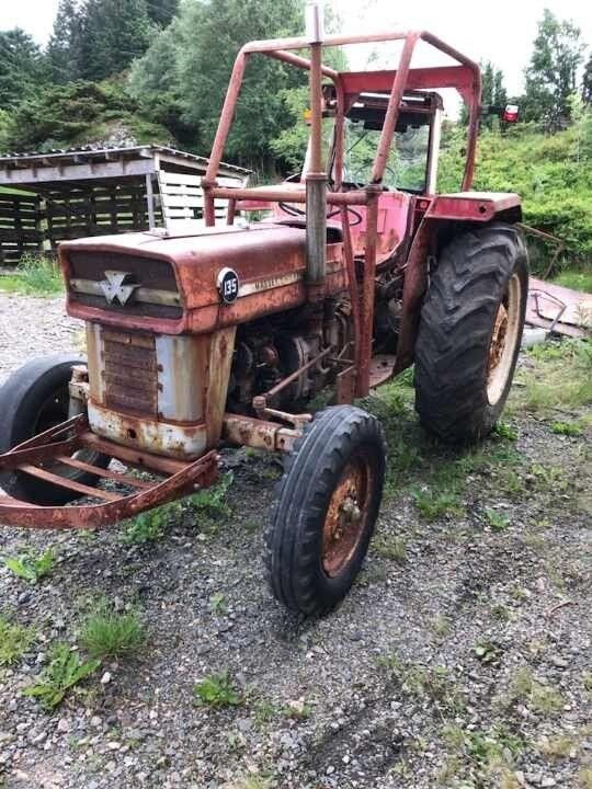 Prodaje se Massey Ferguson 135 traktor točkaš na aukciji