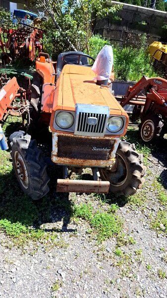 Kubota TRACTOR(Kubota) traktor točkaš